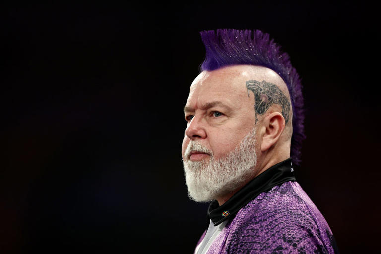 Peter Wright Reveals How Eddie Hearn's Father Created Snakebite