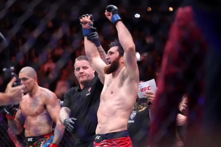 Magomed Ankalaev Beats Alex Pereira To Win UFC LHW Title