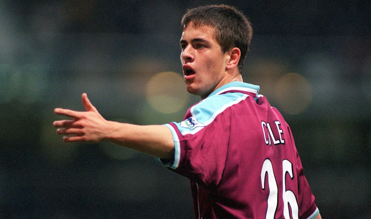Cole Says World Cup Hero Suker Disappointed Him at West Ham
