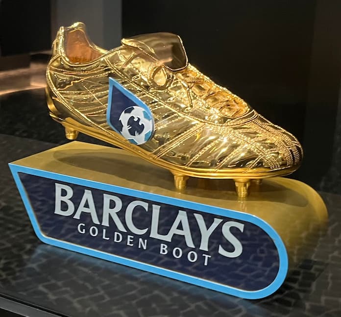 AI Supercomputer Predicts Golden Boot Winner 2025/26