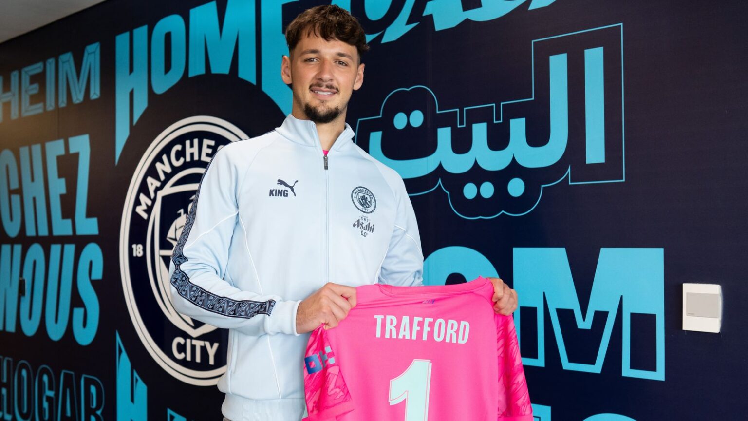 Ilia Topuria Record: 'El Matador' Boasts Perfect 17-0 MMA Resumé