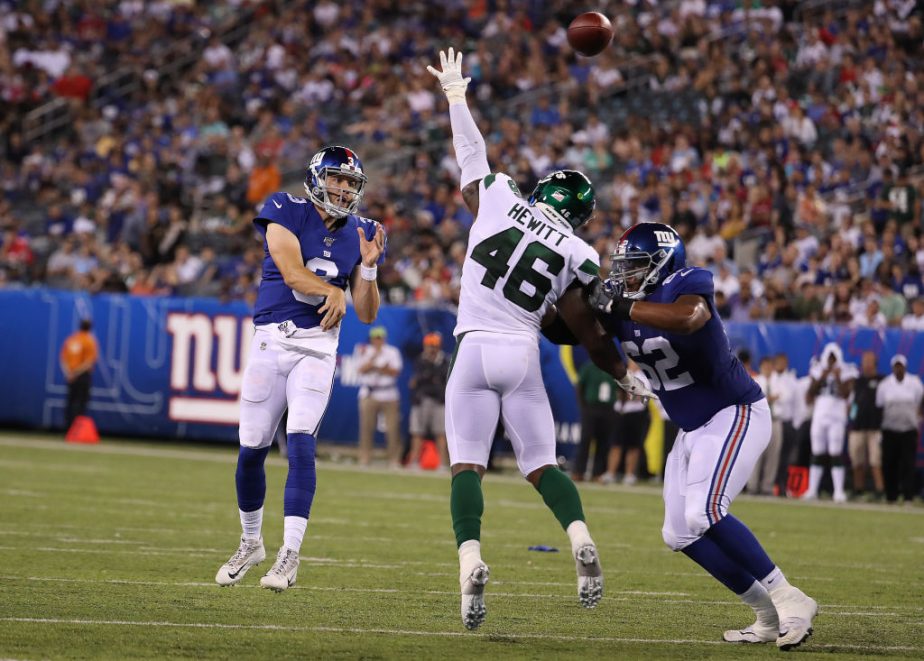 New York Giants Trick-Shot Quarterback Made over Million Dollars for ...