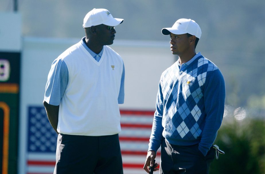 Michael Jordan Praises Tiger Woods for Tearing Down Racial Barriers ...