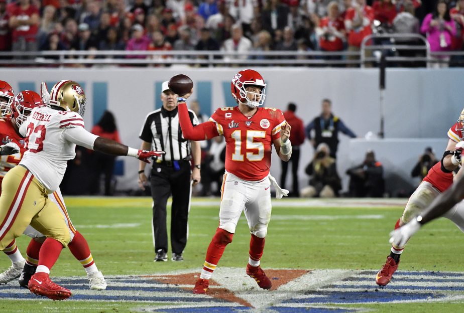 Why Does Kansas City Chiefs Quarterback Patrick Mahomes Wear Number 15 ...