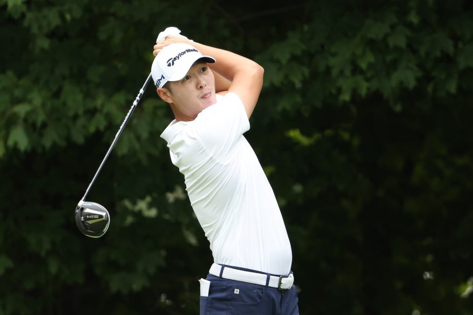 Danny Lee Angrily Slams Putter on 18th Hole After Six Putts at U.S ...