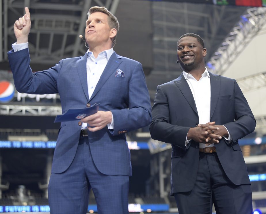 Scott Hanson, NFL RedZone Host, Was 4-0 in Bowl Games at Syracuse ...