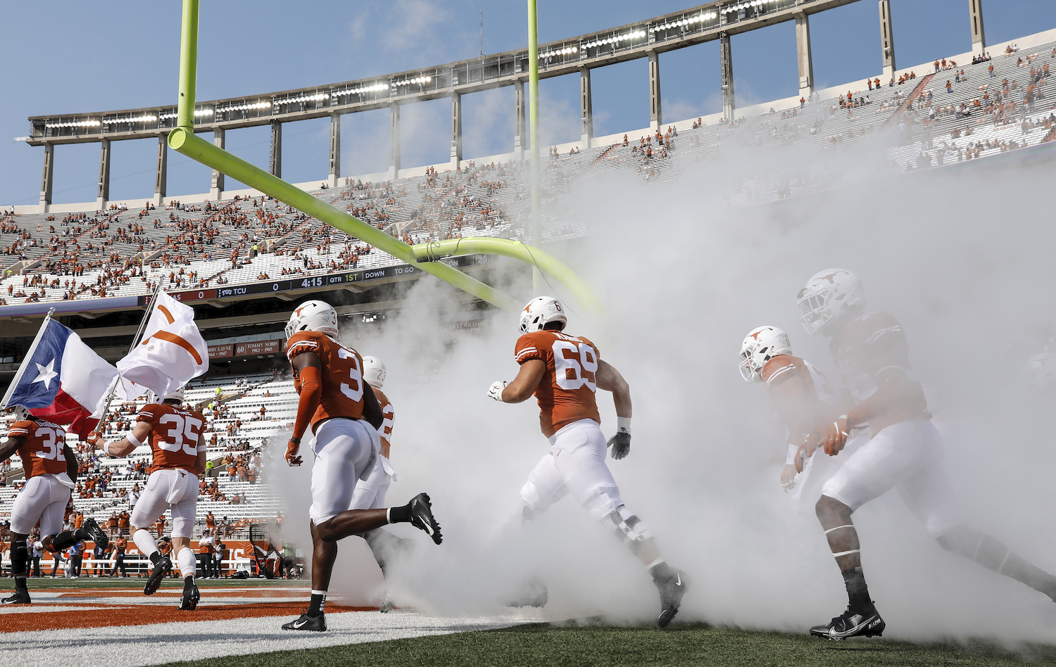 Texas Longhorns Make a Dramatic Uniform Change for First Time in 70 ...