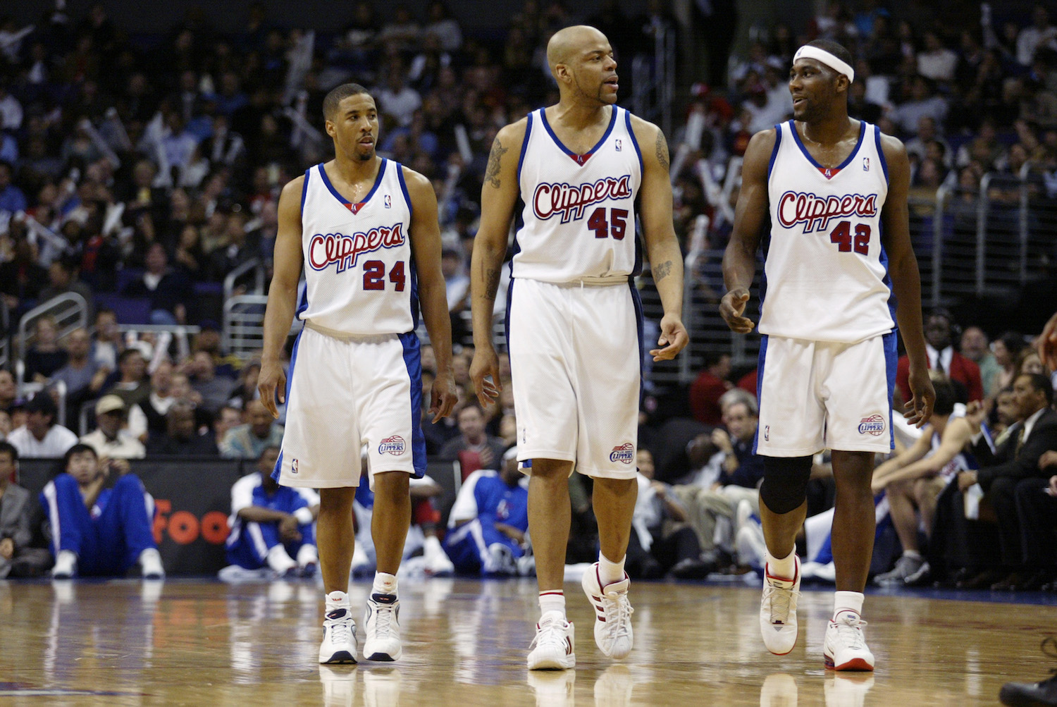 The Tragic Death of Former NBA Veteran Sean Rooks Just Hours After ...