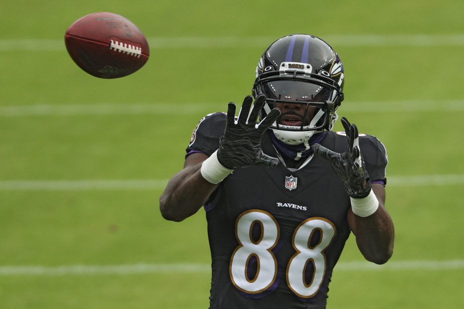 Dez Bryant Overcame Rough Childhood to Earn His Large Net Worth ...