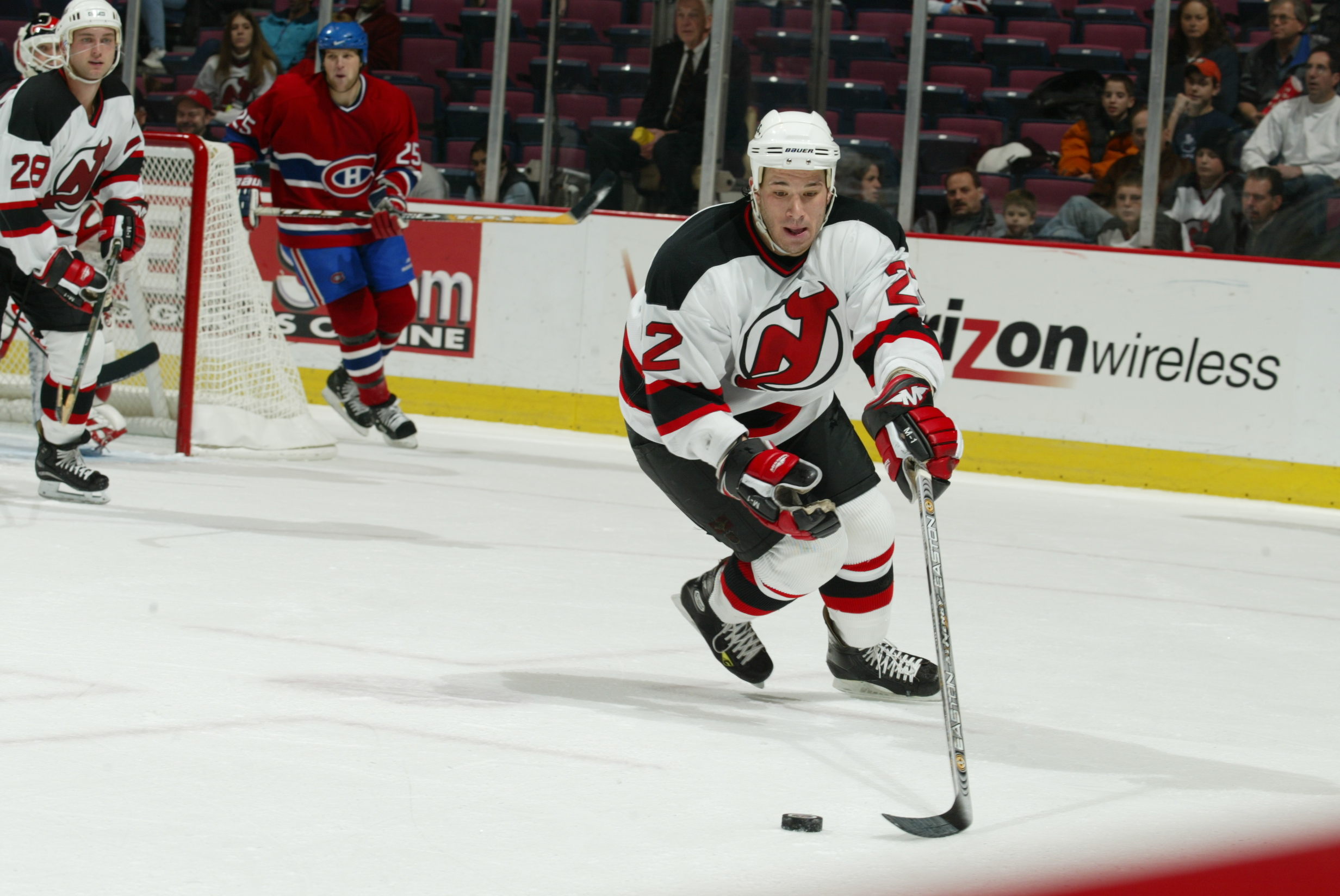 Former NHL Player Mike Danton Spent 5 Years in Prison For Trying to ...