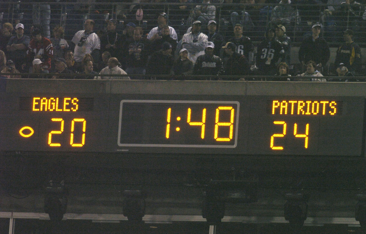 How Long Is a Quarter in Football? - Sportscasting | Pure Sports