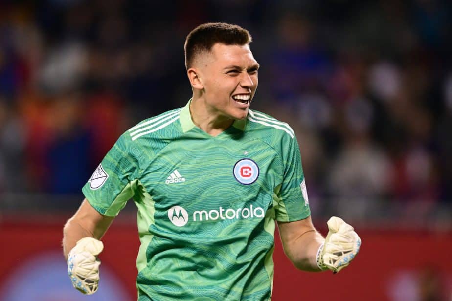 Teenage Goalkeeping Prodigy Gaga Slonina Announces Decision Between ...