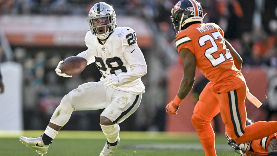 Josh Jacobs: 4 Best Free-Agent Destinations for Raiders RB ...