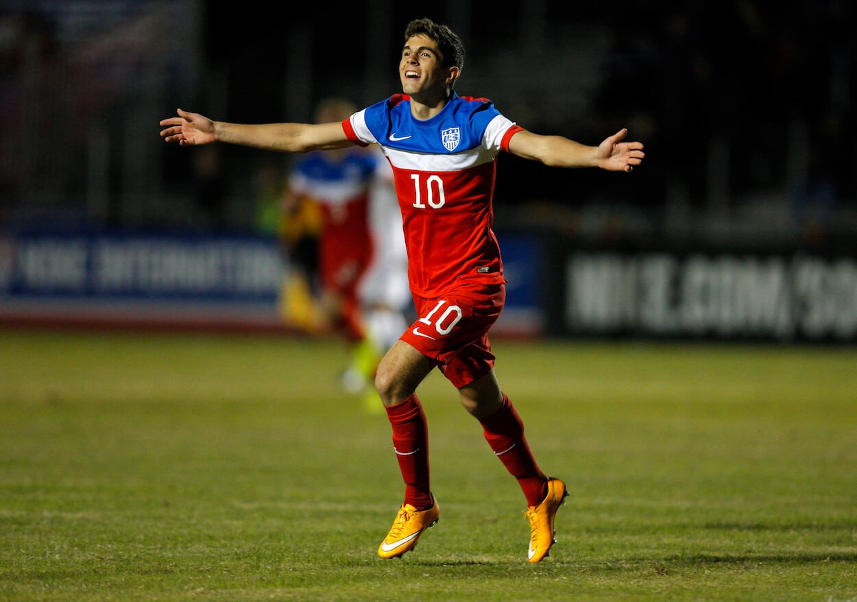 Christian Pulisic: Biography, Career, Net Worth, Family, Top Stories ...