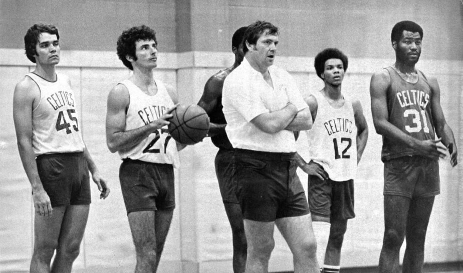 Tommy Heinsohn Literally Fainted After His Boston Celtics Won the ...