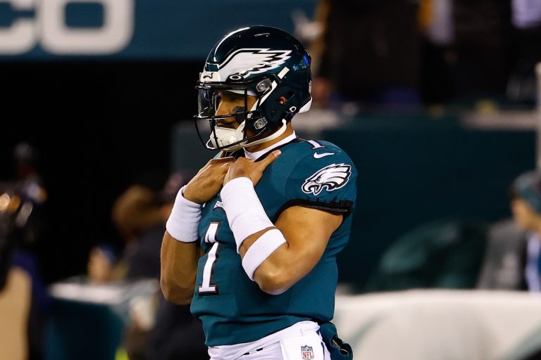 Jalen Hurts makes history returning to Super Bowl after losing first attempt