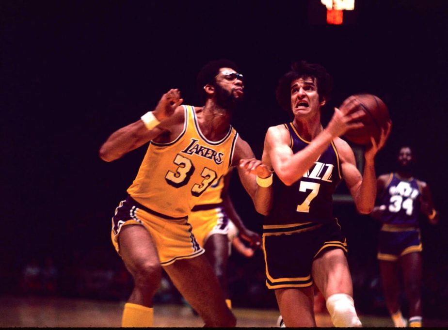 Pete Maravich Drew Praise From Many but Not So Much From Pat Riley ...