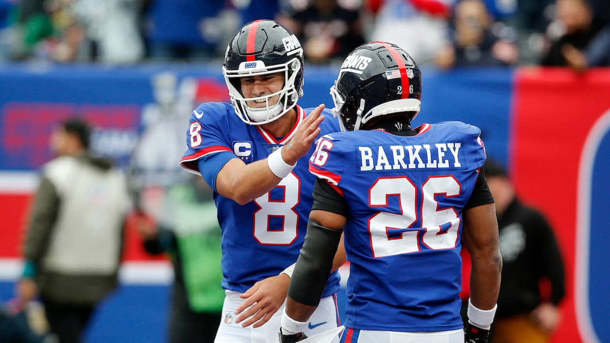 Daniel Jones Contract: Clock Is Ticking on 'Megadeal' for the QB ...