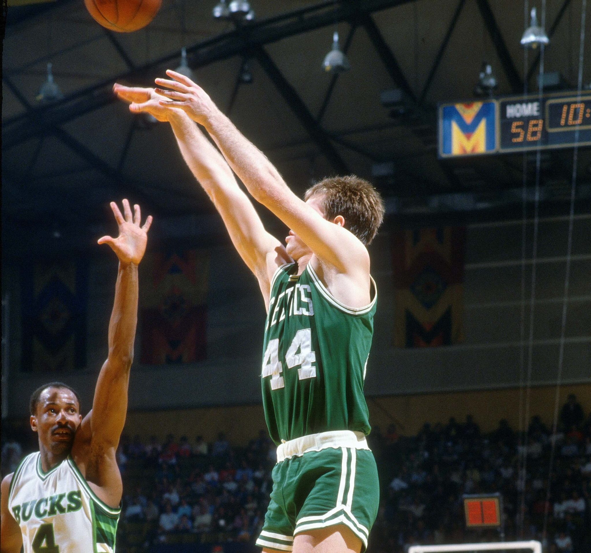 Sidney Moncrief Slam-Dunked Danny Ainge During the 1987 NBA Playoffs ...