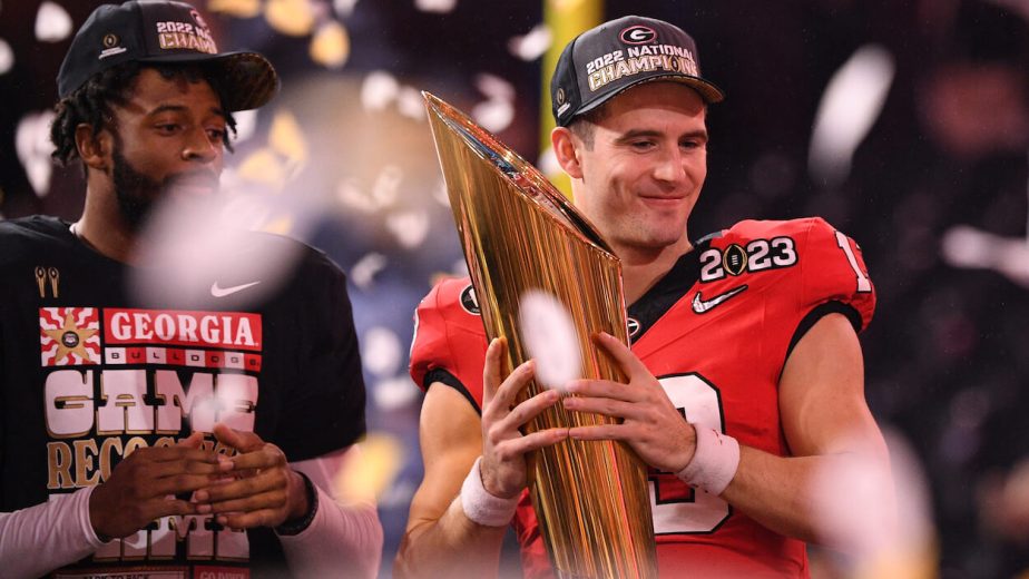 Stetson Bennett Went to the 1 Team Where He Can Become a Starter in the ...