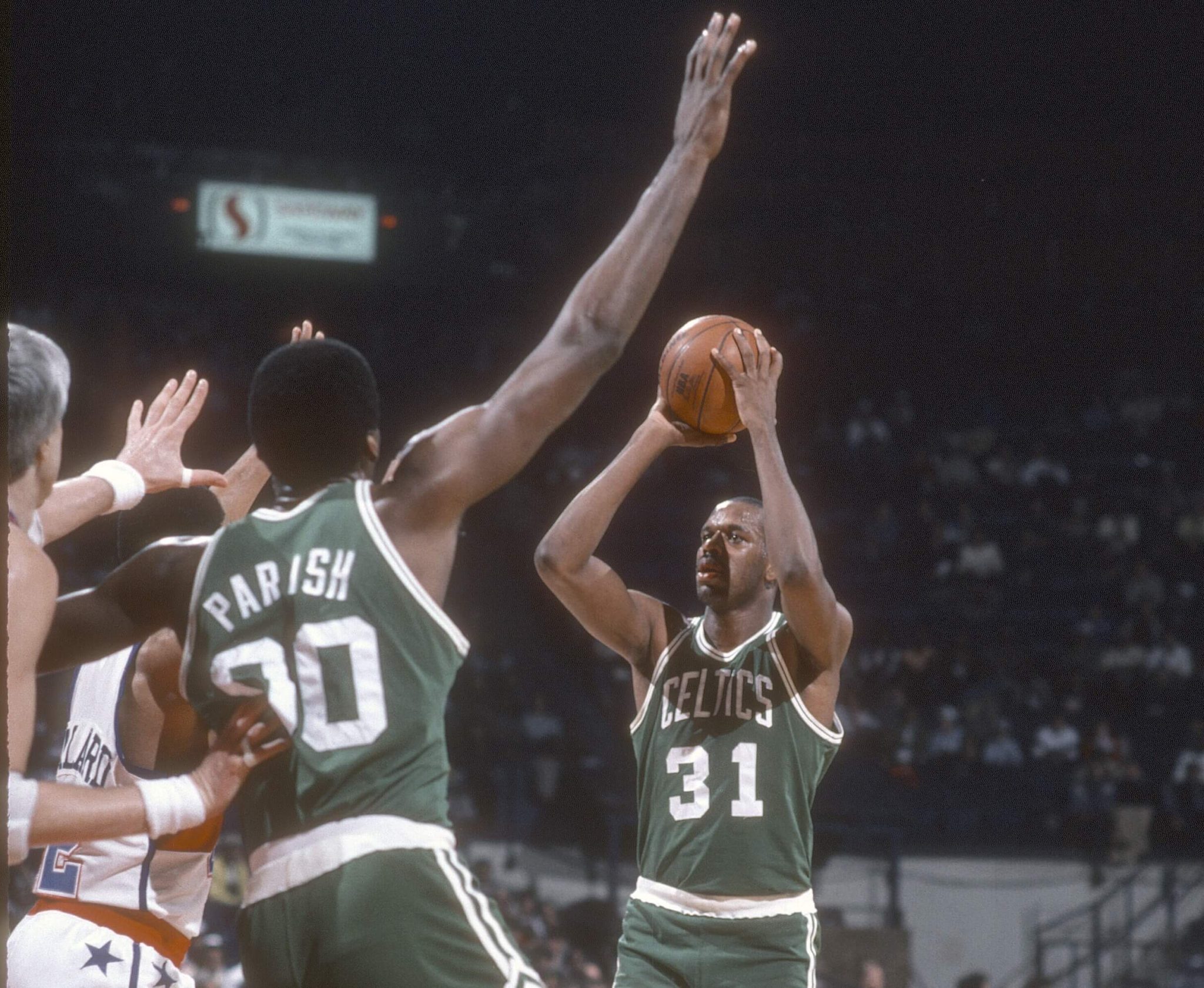 Cedric Maxwell Dreaded Larry Bird's Retirement Night, but Then Said It ...