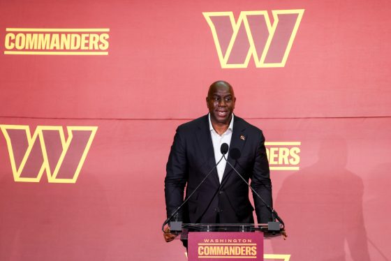 How Many Rings Does Magic Johnson Have? - Sportscasting | Pure Sports