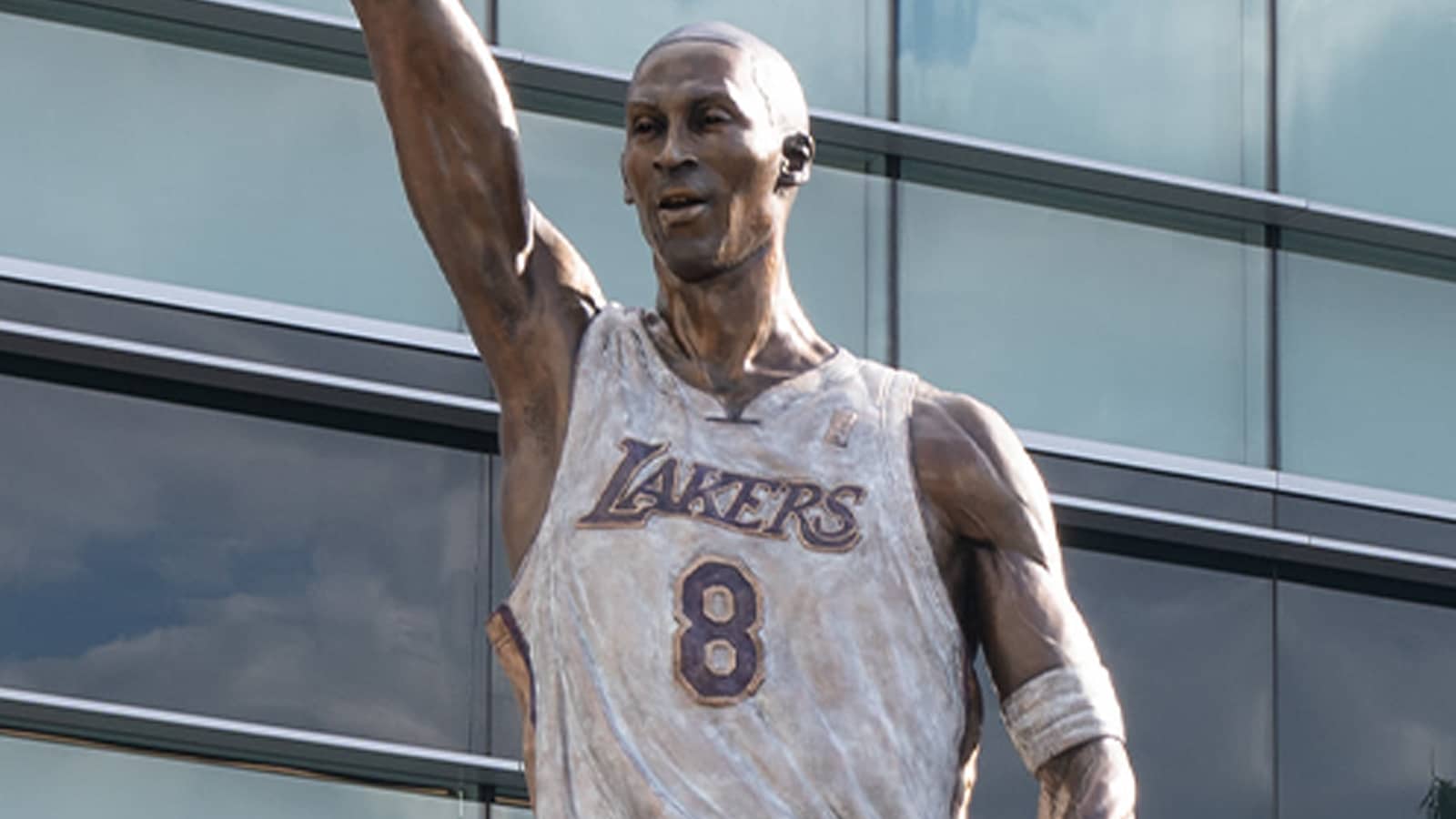 Lakers Respond After Spelling Errors Discovered On Kobe Bryant Statue