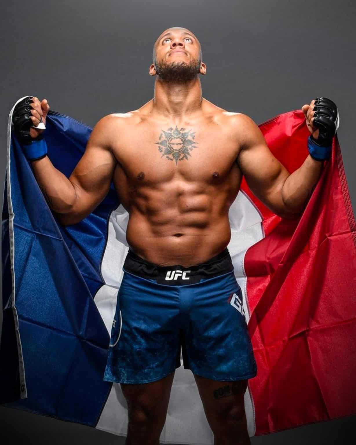 AI Reveals Top 10 Most Attractive UFC Fighters in 2024
