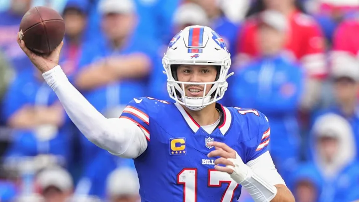 Is Josh Allen Hurt? Latest on the Bills Quarterback's Hand Injury