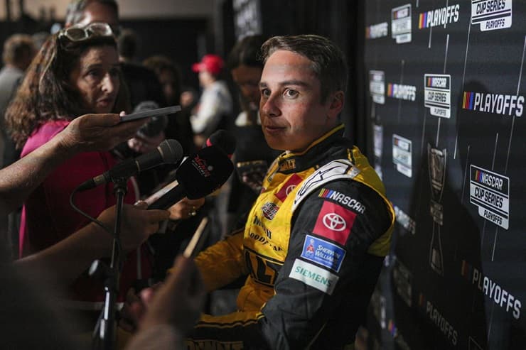 NASCAR Releases Lineup For Hollywood Casino 400 At Kansas