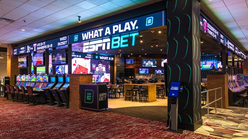 Retail Sportsbooks’ importance dwindles as online wagering takes over