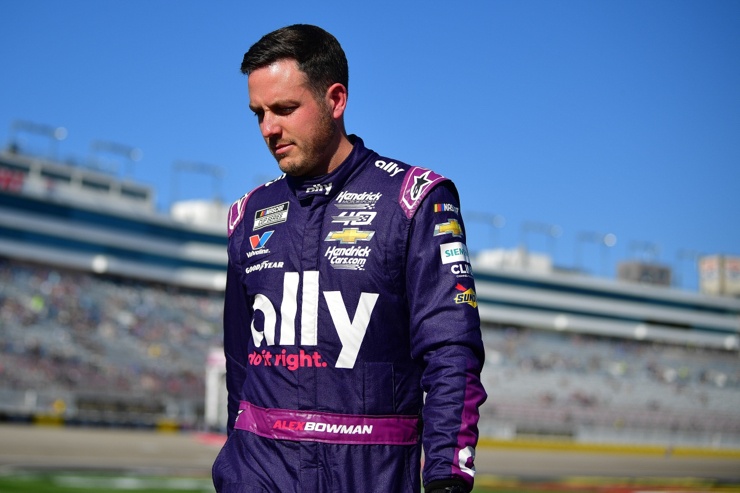 4 Drivers Entering 2025 NASCAR Cup Series Season on Hot Seat