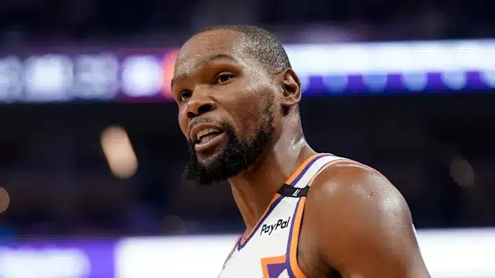 Should NBA Teams Ignore Kevin Durant’s Trade Requests?