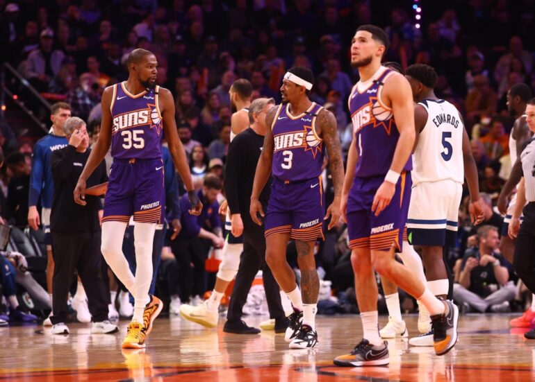 NBA Rumors: Phoenix Suns Had Multiple Locker Room Fights