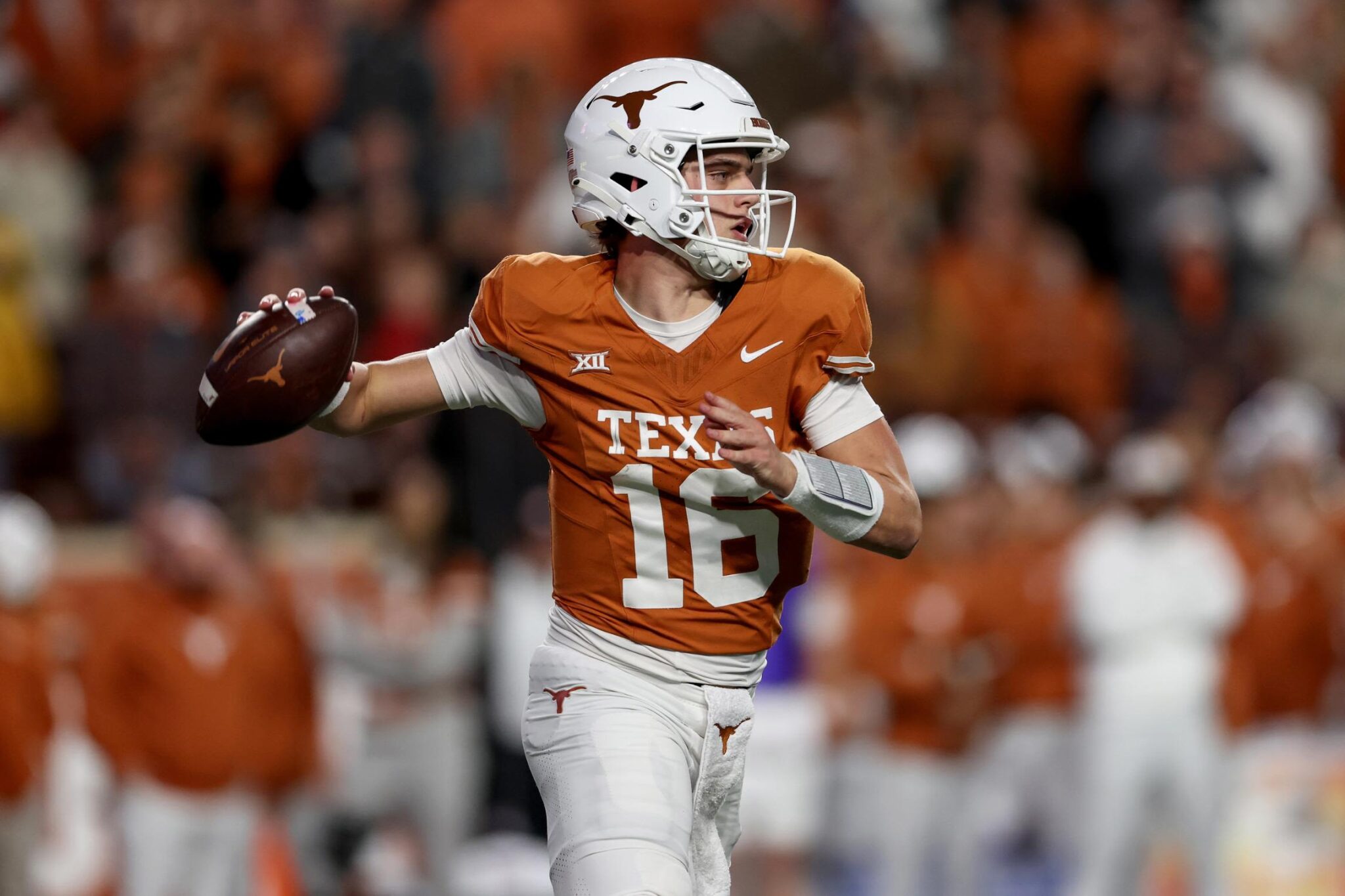 2025 Heisman Trophy Watch: The Emerging Elite to Eye in the Race ...