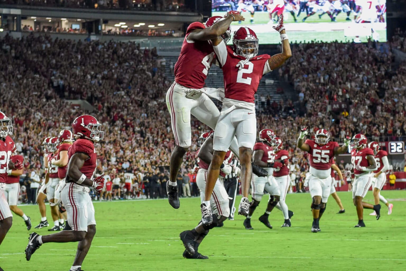 Top 10 College Football Wide Receivers for 2025