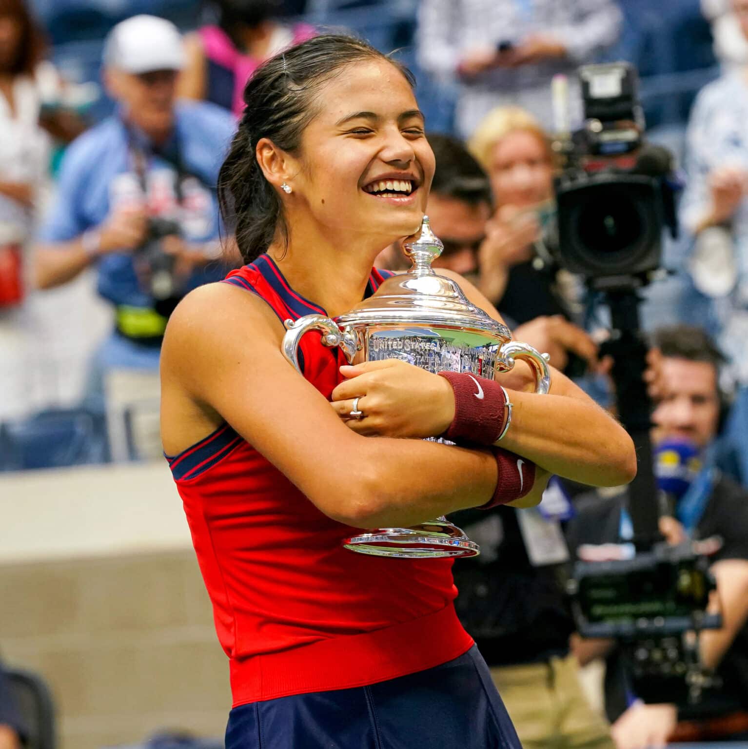 NFL First Down Measurement: What Is Hawk Eye Technology & How Does It Work?