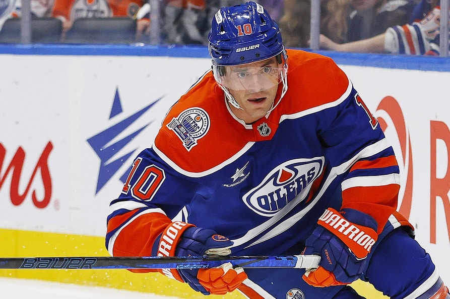 Former NHL center Derek Ryan retires at age 38