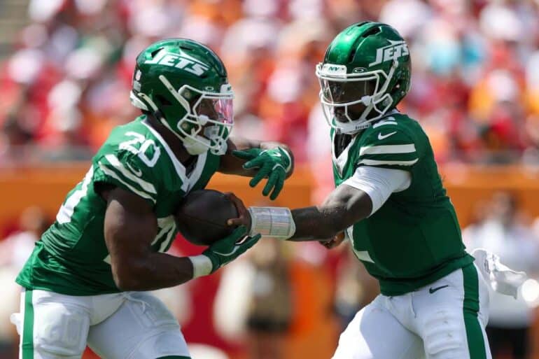 NFL Trade Deadline 2025: 5 Trade Candidates & Their Top Landing Spots