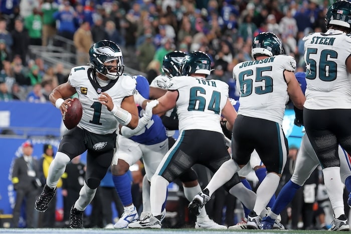 The Best Athletes to Ever Wear a Number 8 Jersey - Sportscasting | Pure ...