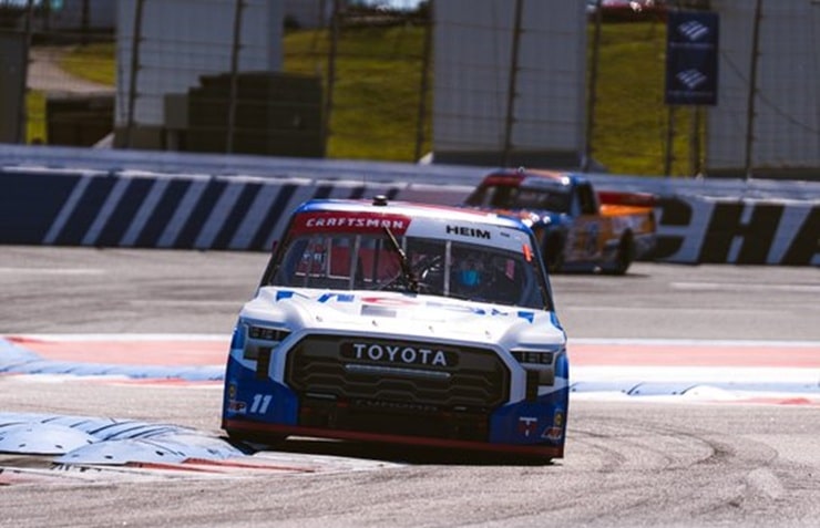 Caddie Ted Scott has earned $1.92M, 11% more than average PGA Tour golfer