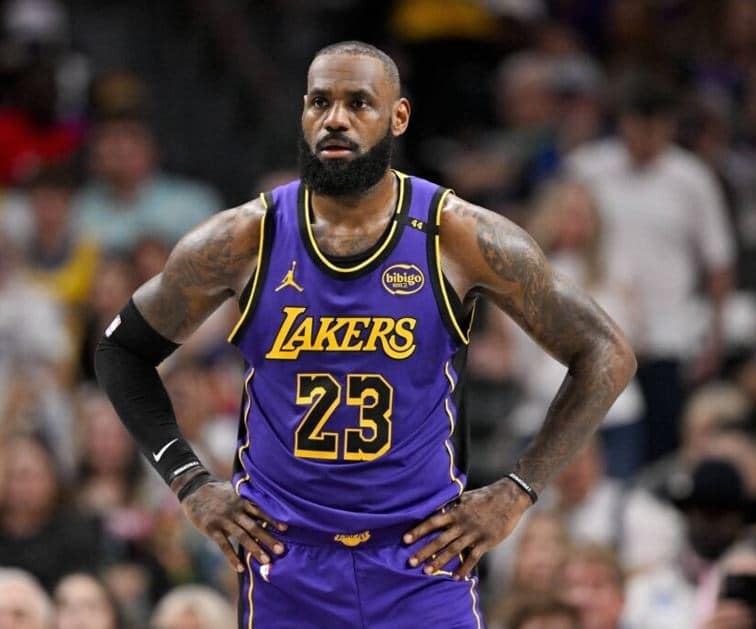 Lakers' LeBron James Responds To Bombshell Jeanie Buss Report