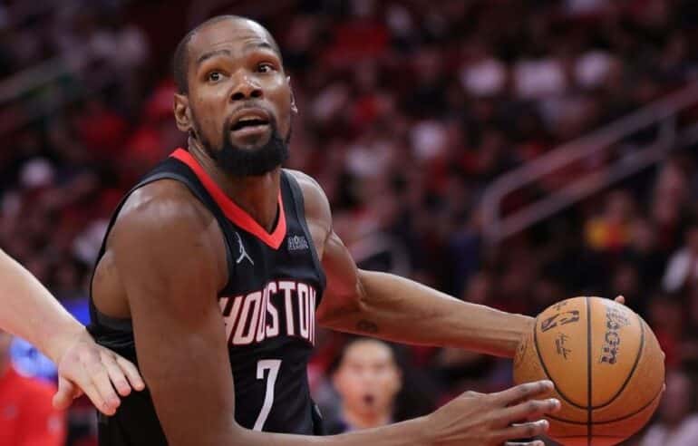 WATCH: Rockets' Kevin Durant Drills Game-Winning 3-Pointer Against Suns